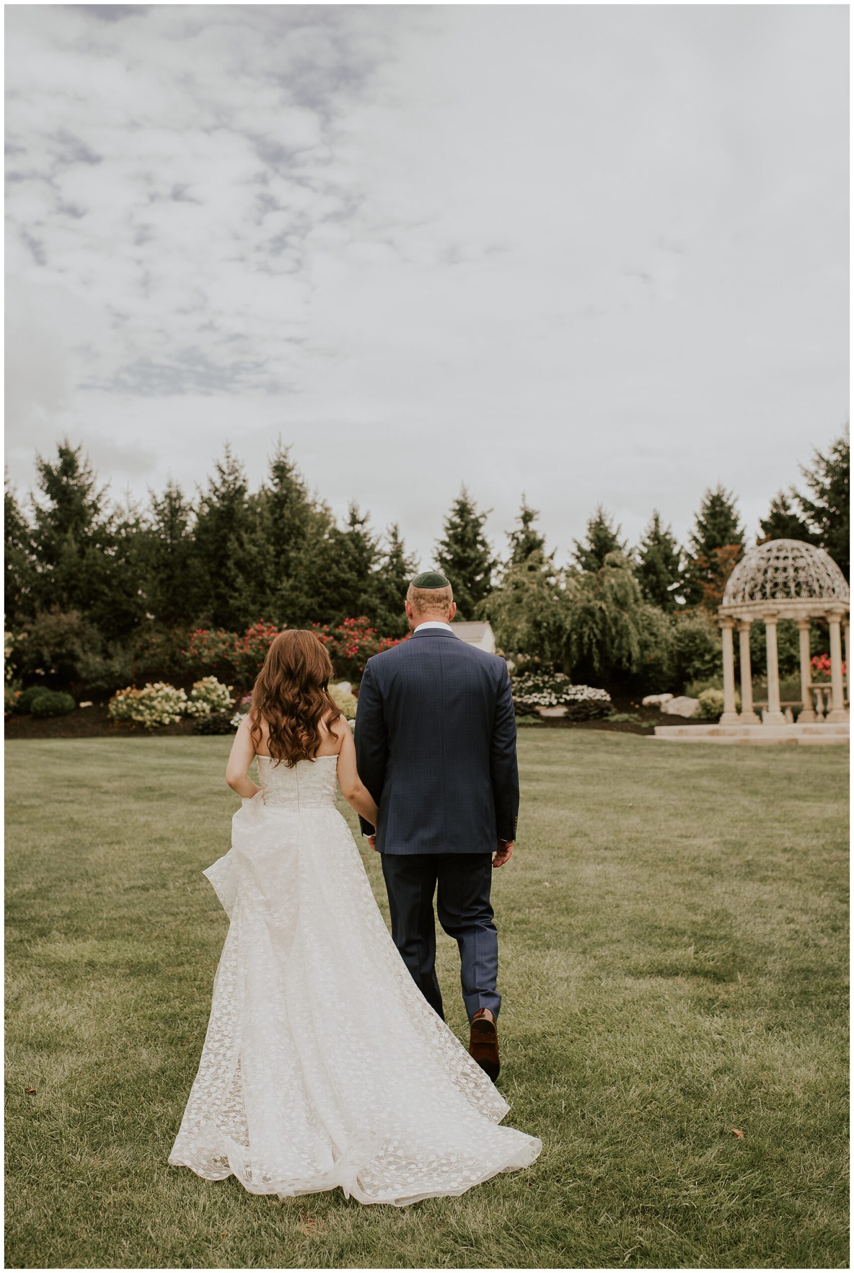 Intimate Stoltzfus Homestead Wedding in PA - Sydney Madison Creative